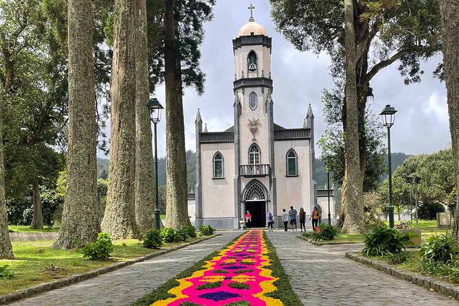 Private Van Tour Half Day Volcanic Lake Sete Cidades - The Value in Context