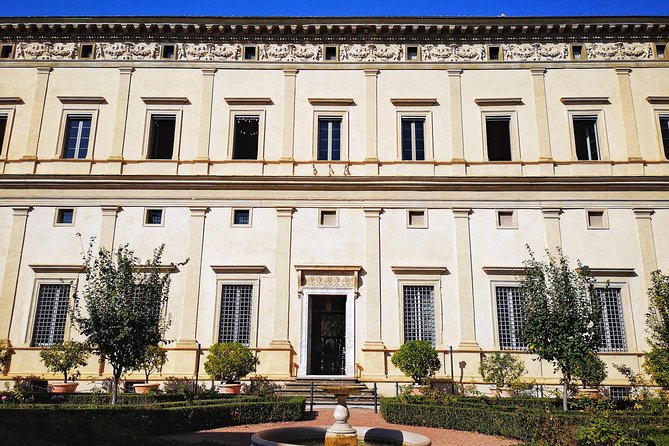 Private Villa Farnesina Experience: The Best of Renaissance Tour - Who Should Consider This Tour?