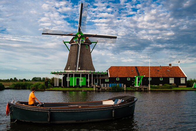 Private Zaanse Schans Windmill Cruise On Luxury Boat - FAQs