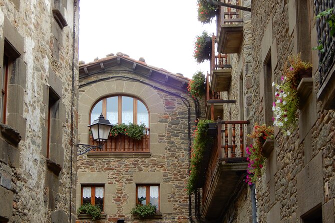 Pyrenees Medieval Village Hike from Barcelona - Final Thoughts: Who Should Book This Tour?