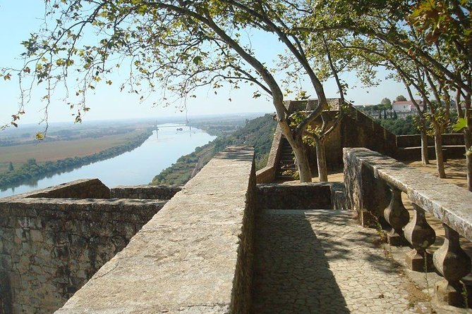 Santarem Sul: Santo Milagre, Pedro Alvares Cabral, Gothic, Portas do Sol, Art - FAQs