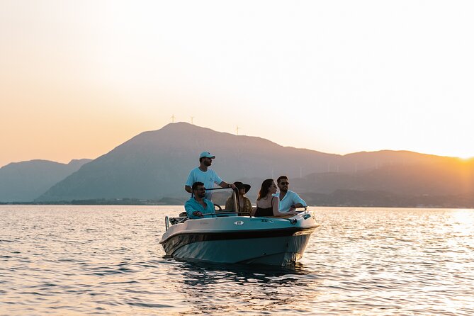 Santorini Rent a Boat - License free - A Balanced View: Who Will Love This?
