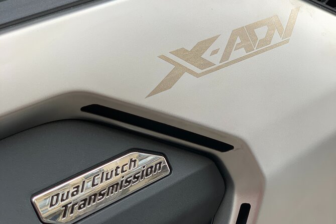Scooter rental X-ADV Honda  (A2 license) Paris - The Sum Up