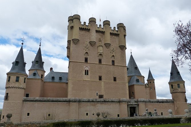 Segovia Guided Afternoon Tour from Madrid - Authentic Reviews: What Travelers Really Say