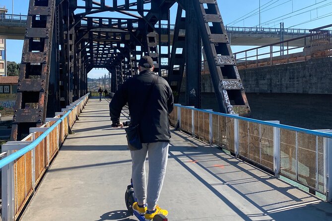 Self-guided panoramic eco tour of Pescara by e-scooter or bike - Who Should Think Twice?
