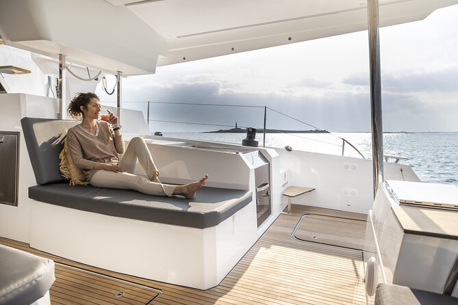 Semi-Private Cruise on Lux Catamaran (Meal, Drinks & Transport) - FAQs
