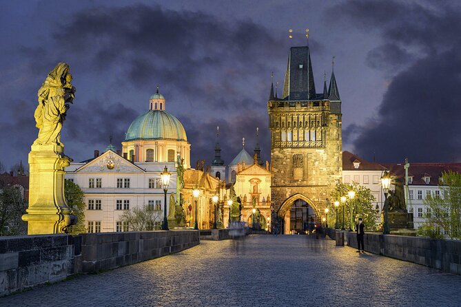 Semi Private Experience of Old Town, Charles Bridge and Prague Castle with local - True-to-Life Insights from Past Travelers