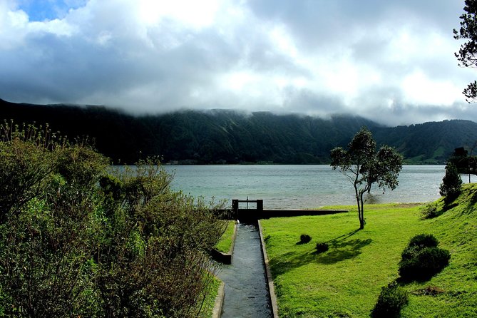 Sete Cidades by Van (half day) - Who Should Consider This Tour?