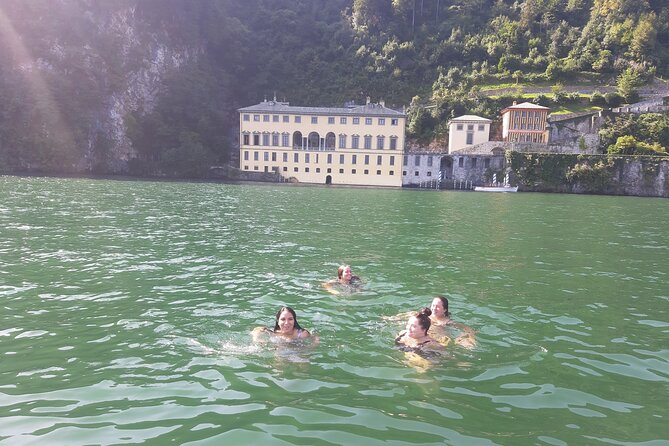 Shared Subacco Lake Como Boat Tour for 3 Hours - FAQ Section