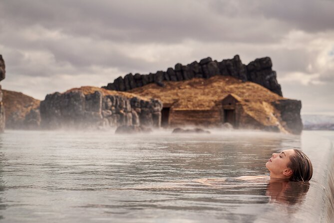 Sky Lagoon Spa Experience with Private Transfer from Reykjavík - FAQ