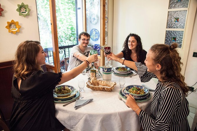 Small group Pasta and Tiramisu class in Riomaggiore - Practical Considerations