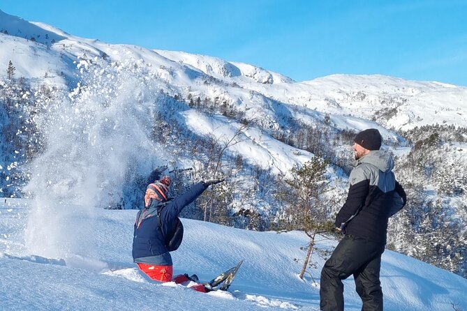 Snowshoe hiking Bergen Public - Norway Mountain Guides - Authenticity and Local Culture