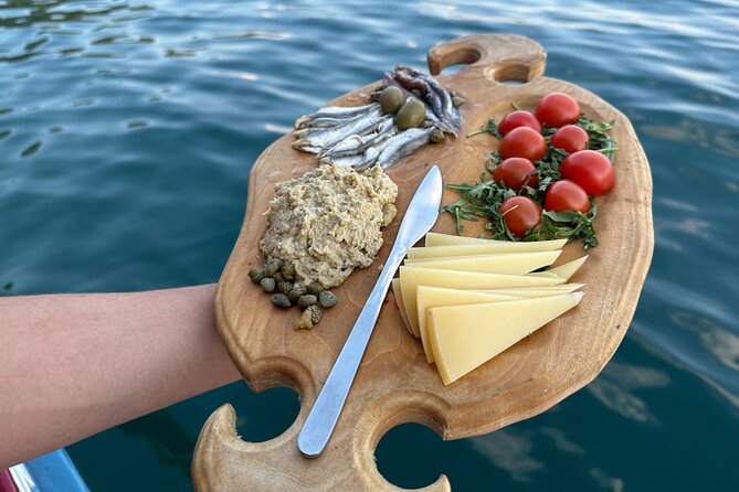 Split private boat tour for a groups up to 42 people - What Makes This Tour Valuable?