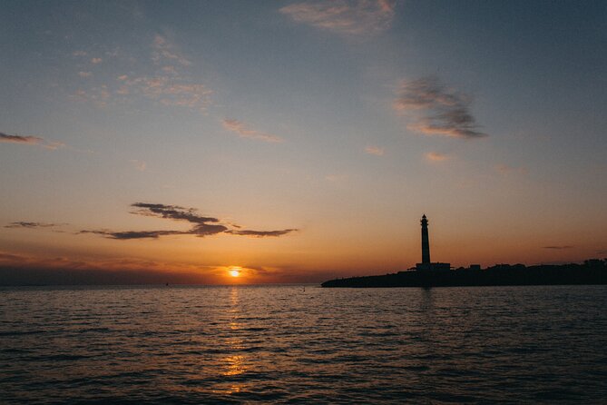 Sunset Experience | 2 hours boat trip at sunset time - FAQs