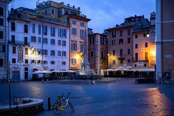 Sunset in Rome Sightseeing and Piazzas with appetizer - FAQs