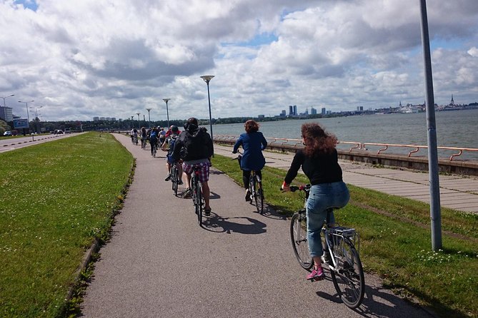 Tallinn Bicycle Sightseeing Tour - The Best Fit for Who?