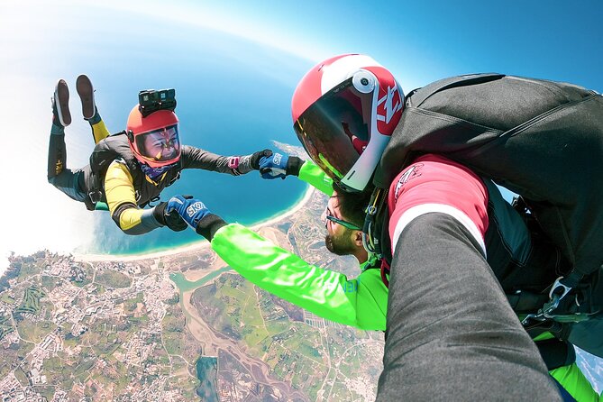 Tandem Skydiving  30 min from Albufeira - Who Will Love This Tour?