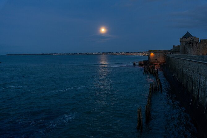 The Hardest City to Invade: Saint Malo's Secrets Audio Guide - Key Landmarks and Unique Tales