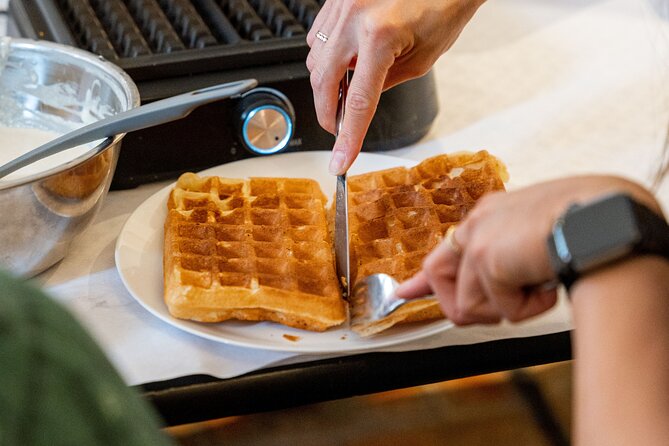 The Waffles 'n Coffee Breakfast in Bruges Centre - The Not-So-Perfect Moments