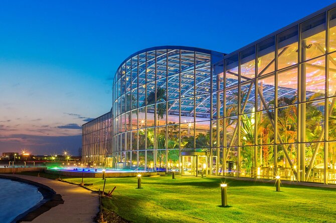 Therme-entrance ticket and transfer pick-up/drop-off Bucharest - Who Should Consider This Experience?