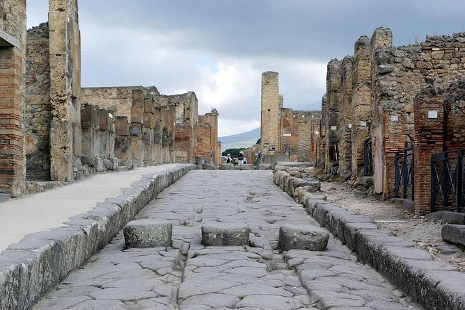 Tour of Mt. Vesuvius+Pompeii+Herculaneum (Full Day) - FAQ