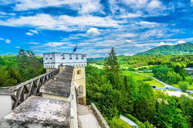 Trakoscan Castle and Varazdin Private Tour - Practical Tips for Travelers