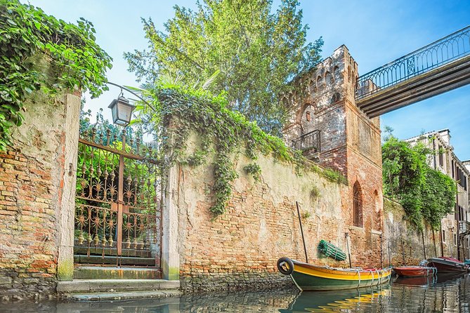 Venice: 60' Quick Kayak Tour with guide - Value for the price