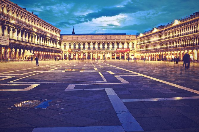 Venice: Private Half Day Guided Tour and Gondola Experience - Who Is This Tour Best Suited For?