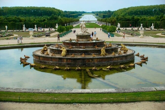 Versailles Palace Entrance Ticket and Breakfast at Ore Restaurant - Who Is This Tour Best Suited For?
