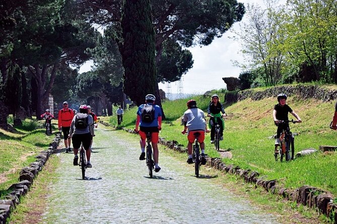 Via Appia private tour with watercolor session - FAQ