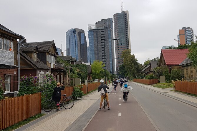 Vilnius: Soviet Vilnius Bike Tour - Authentic Reviews: What Past Participants Say