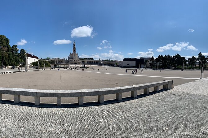 Visit to Fatima, Battle, Nazareth and Óbidos Private Full Day Tour - FAQ