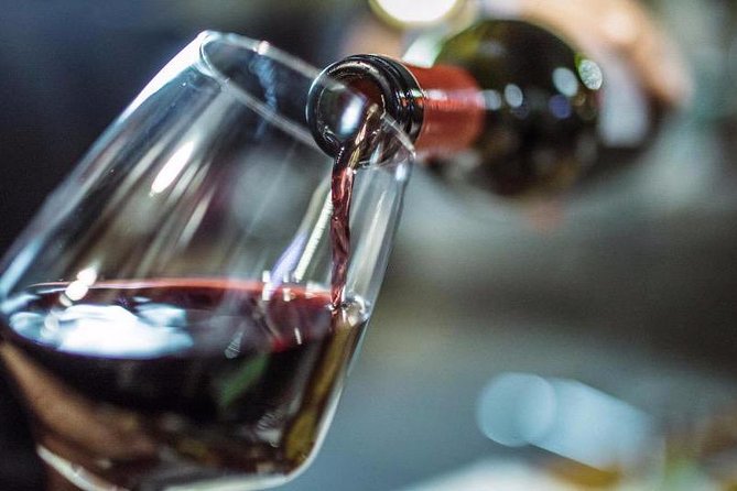 Wine on water in Florence: a private boat tour with aperitif - Frequently Asked Questions