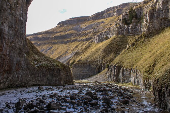 Yorkshire Dales Tour App, Hidden Gems Game and Big Britain Quiz (7 Day Pass) UK - Pricing and Value Analysis
