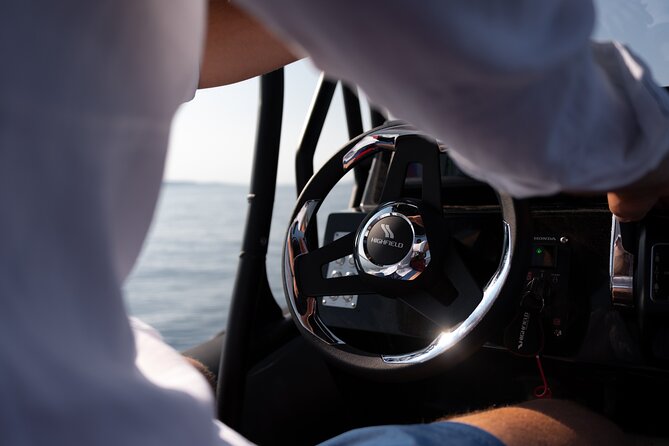 Zadar: 3 Island luxury Speedboat Tour w/ Drinks & Snorkeling - FAQ