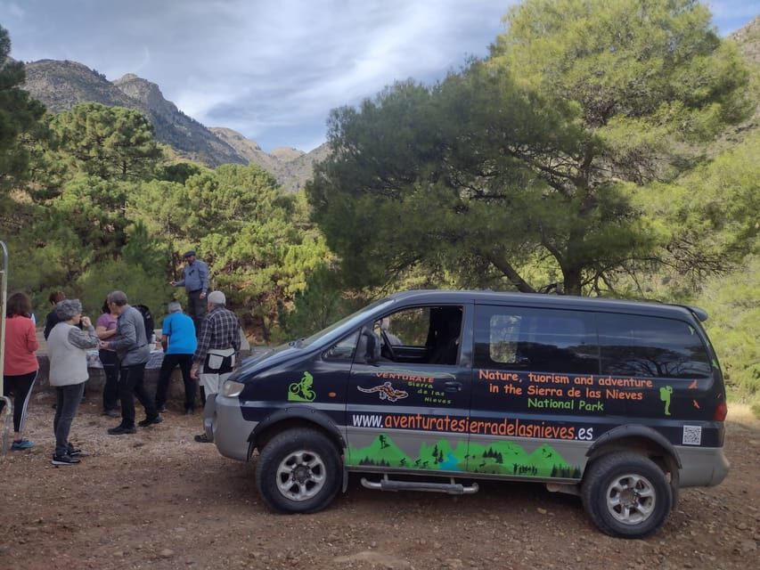 4x4 in the heart of the Sierra de las Nieves National Park - Authenticity and Environmental Respect