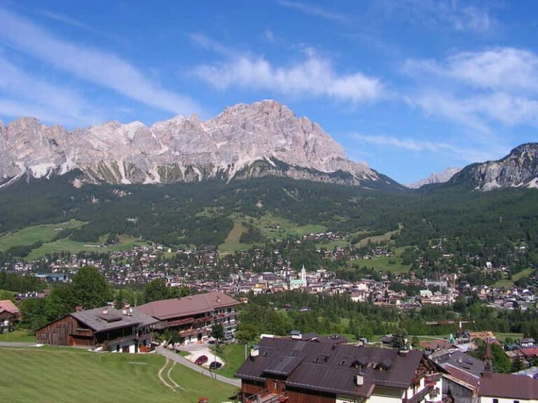 5-Days Alpine Escapade: Dolomites & Alps Expedition - Day 1: Wine Tasting & the Prosecco Land