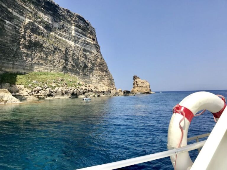 5 hours Lampedusa: Boat Tour with panino SUP e snorkeling - Practical Details and What to Expect