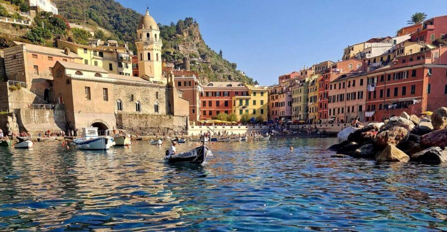 5 terre, escursione in barca con snorkeling e snack a bordo - Setting Sail for Scenic Splendor: What You Can Expect
