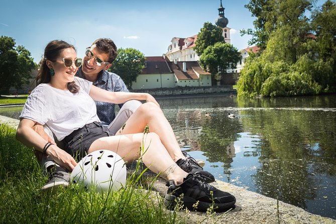 1.5h Small Group Segway Tour & Free Taxi Transfer with PragueWay - FAQ