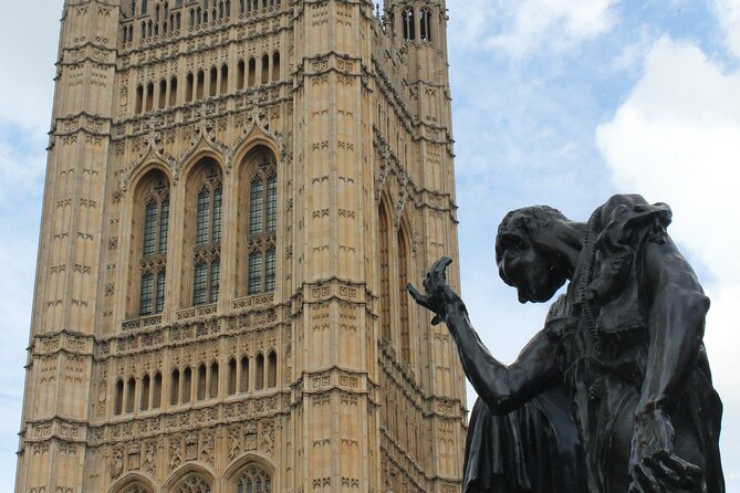1 Hour Guided AI Walking Tour from Big Ben London in Any Language - The Sum Up