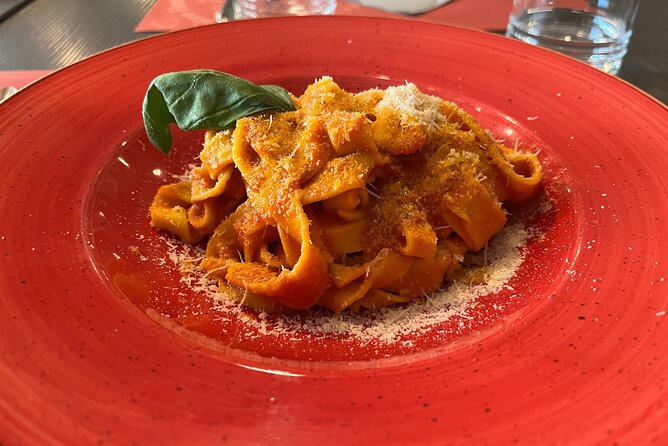 1 Hour Pasta making class in Rome - The Sum Up
