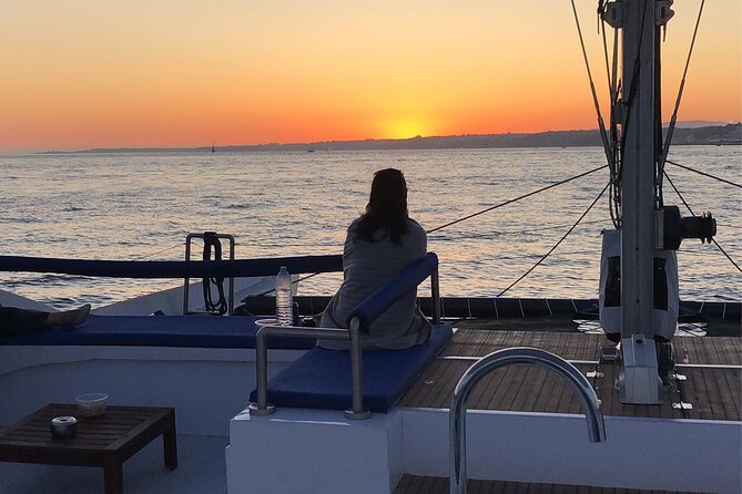 2H Private Sailing Catamaran "Vertigo" Tour in Lisbon up to 18pax - Practical Details: What You Need to Know