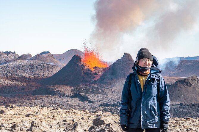 4-Day Iceland: Golden Circle, South Coast, Volcano Hike & Northern Lights - Transportation and Group Size