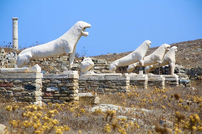 4 Day Private Tour to Paros, Mykonos, Santorini, - The Sum Up