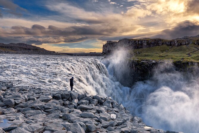 6 Day Iceland Ring Road Highlights Tour With Accommodation - The Sum Up