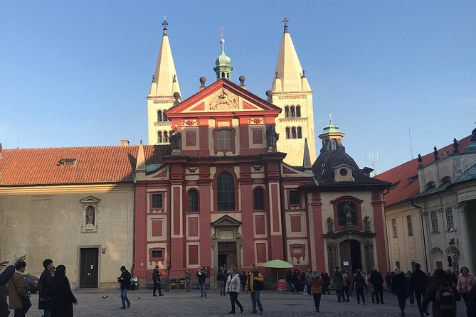 A Private Prague Castle & Interior Tour - Who Should Consider This Tour?