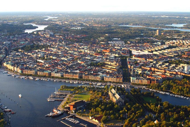 Airport Transfer: Airport ARN to Stockholm by Business Car - FAQ