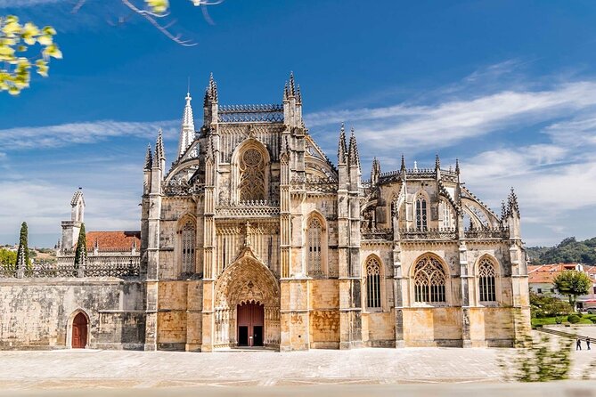 Alcobaça and Batalha Monasteries: Private Tour - Who Will Benefit Most?