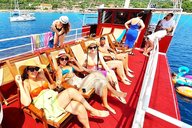 All-Inclusive Blue Lagoon & 3 Island Boat Tour with Food & Drinks - FAQ